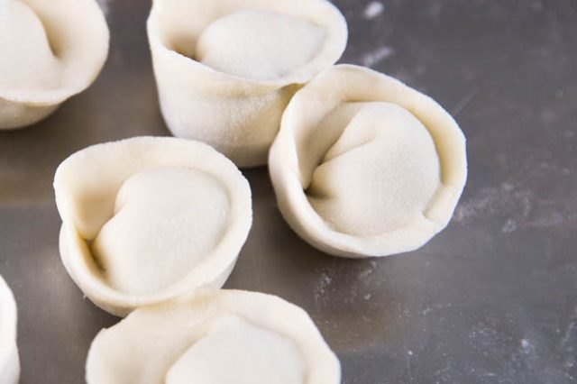 How to Fold Dumplings - China Sichuan Food