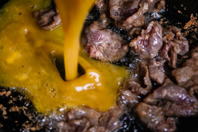 Beef with Scrambled Egg – China Sichuan Food